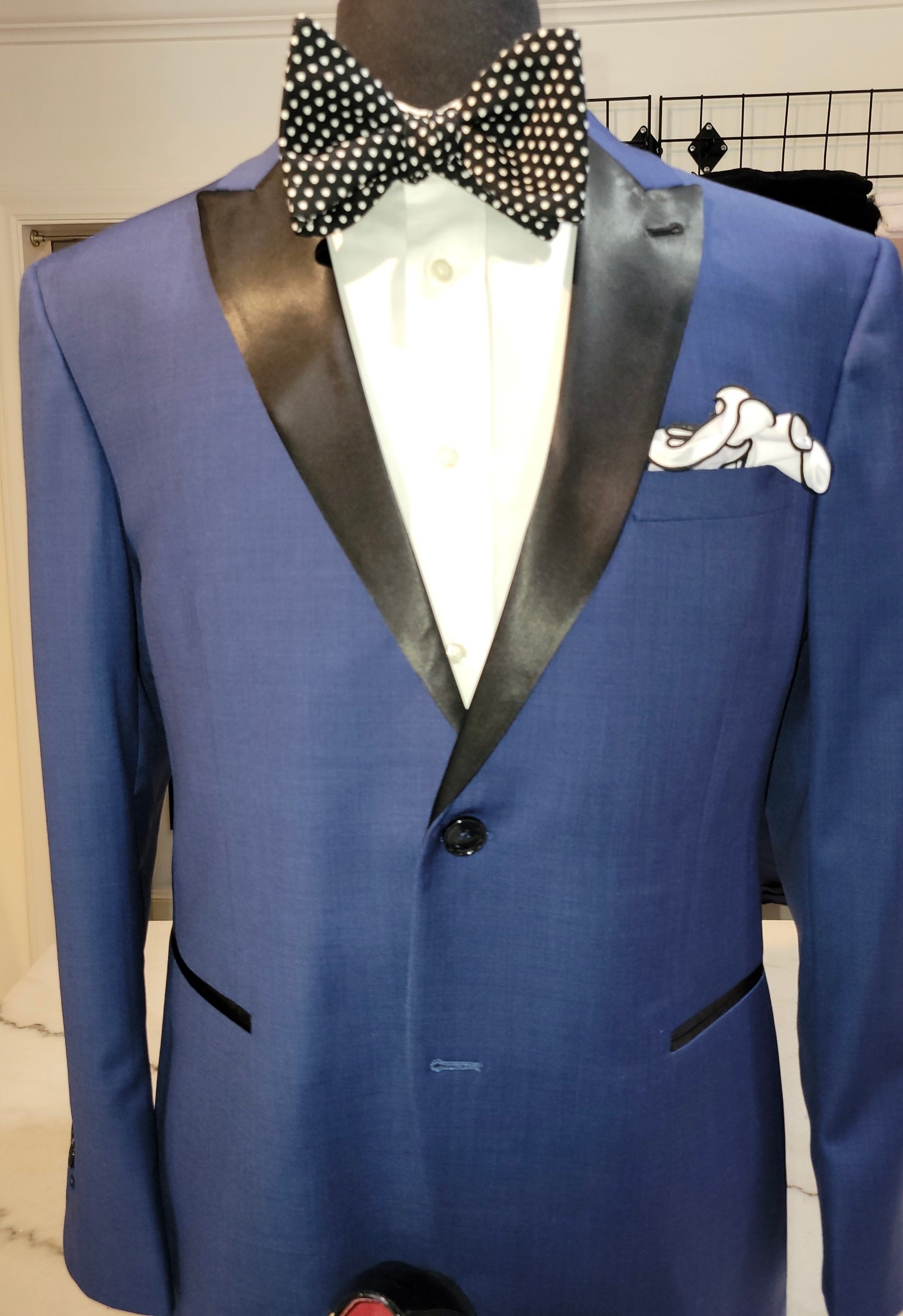 CUSTOM SUITS-STARTING AT $699 – Troy Allen Clothier